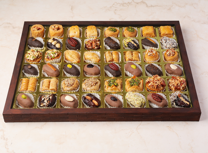 Ligneous Tray Hamper Mediterranean Baklava Sweets & Filled/ Coated Dat ...
